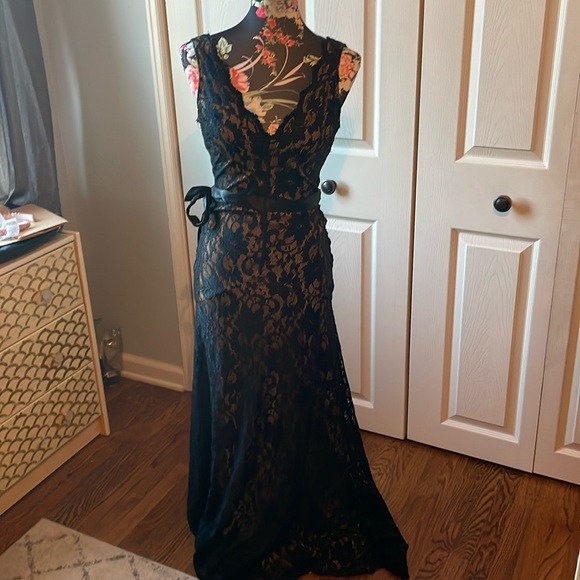 Windsor | Dresses | Windsor Black Lace Formal Gown | Poshmark